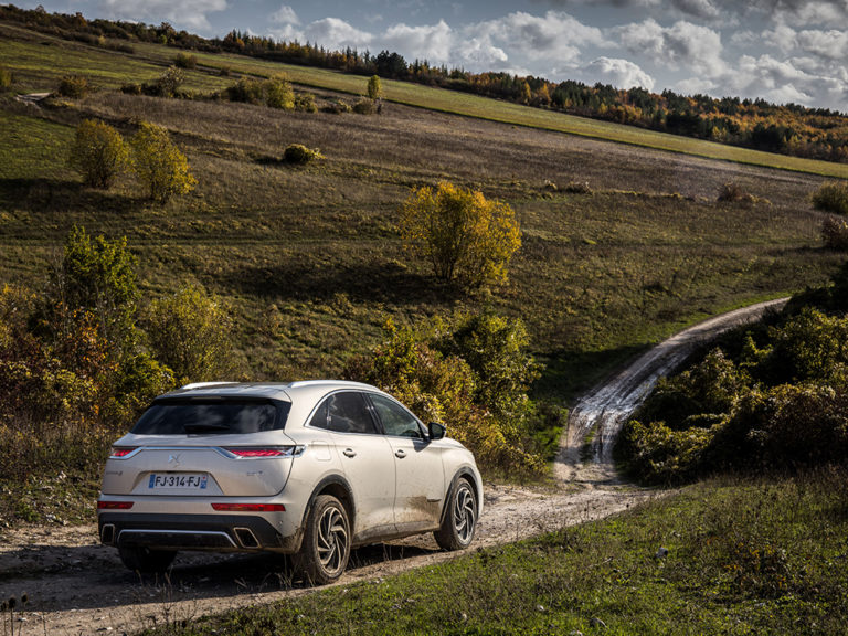 DS 7 Crossback e-Tense 4x4