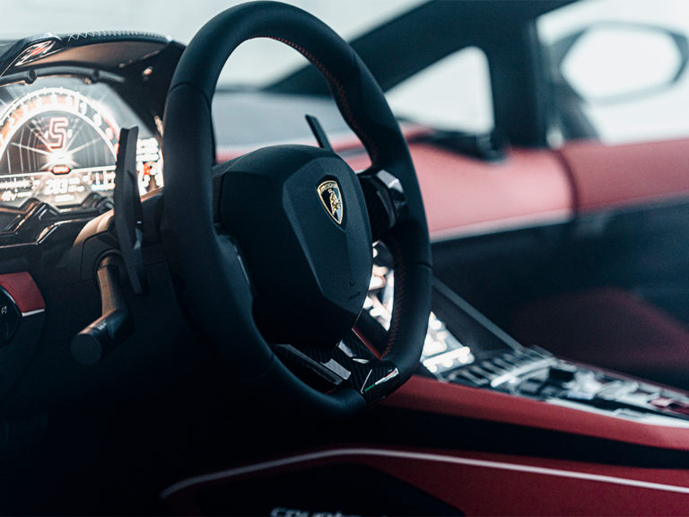 Automobili Lamborghini presenta el Countach LPI 800-4