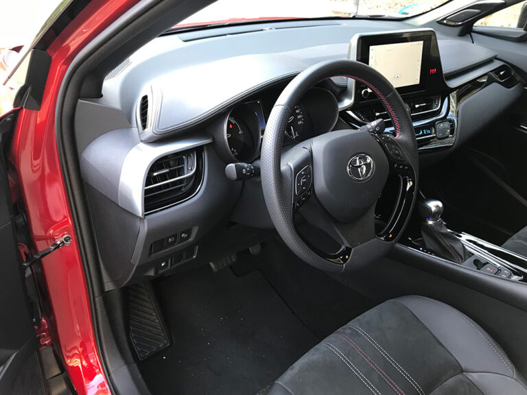 El Toyota C-HR es la apuesta deportiva para el segmento SUV-B