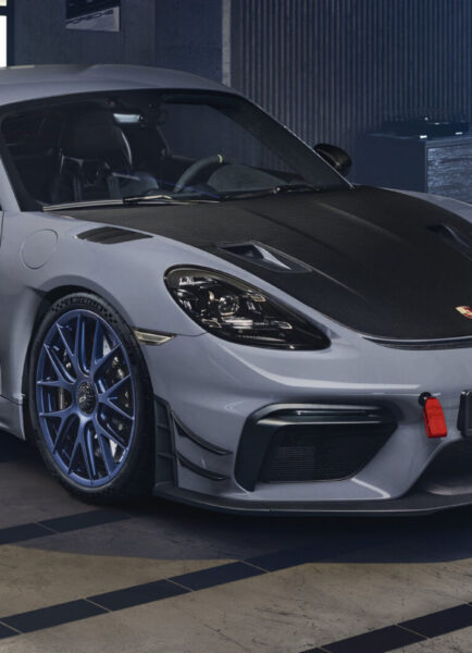 Porsche 718 Cayman GT4 RS con KIT Manthey