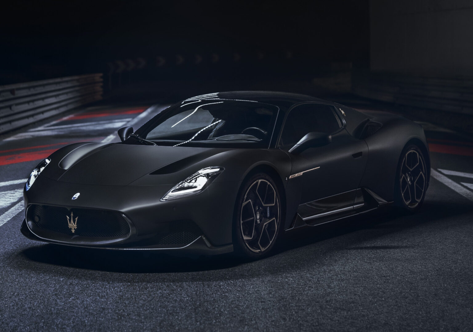 Maserati MC20 Notte