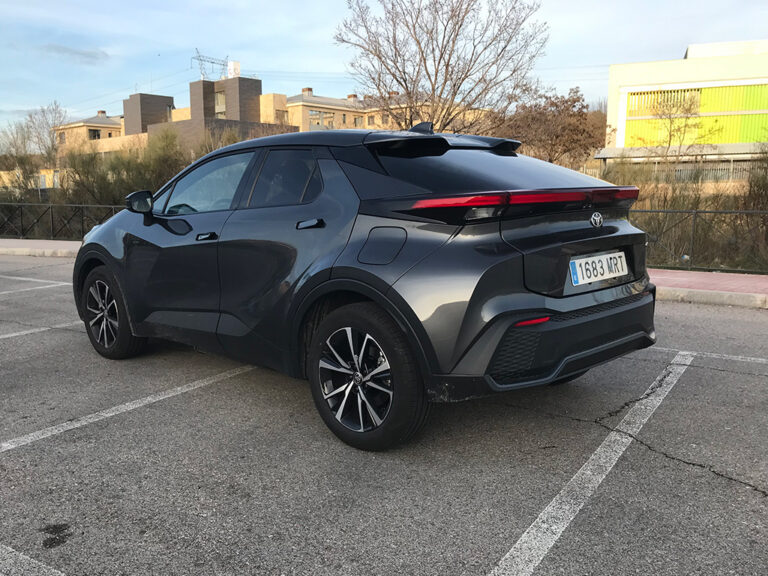 Prueba Toyota C-HR Plug-in Hybrid